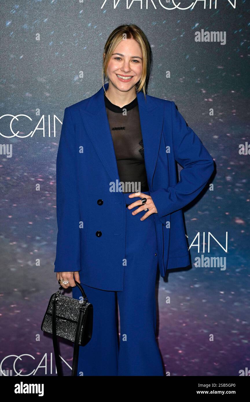 Diana zur Löwen bei der Marc Cain Fashion Show Parallel Universe auf ...