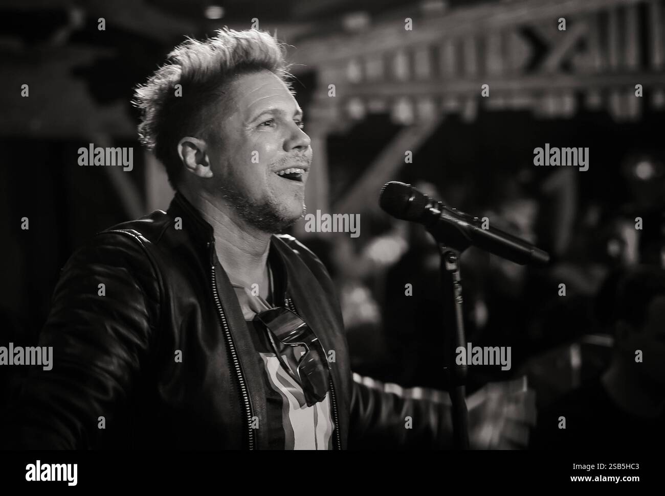 01.02.2025, Mayerhofen, AUT, Unterwegs in Tirol, APRESSKI mit Matty ...