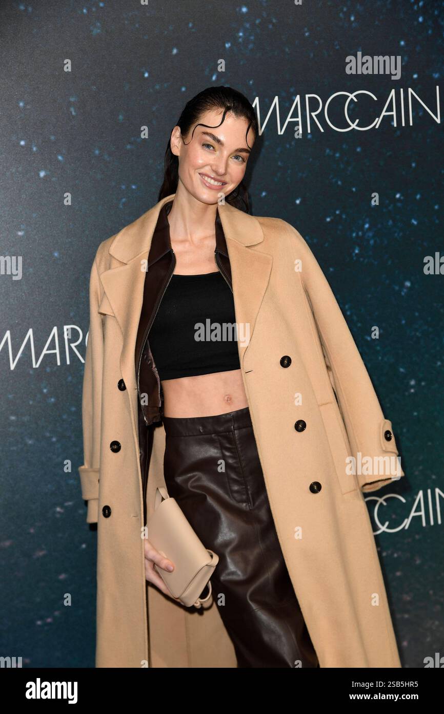 Celine Bethmann bei der MARC CAIN FASHION SHOW im Rahmen der Berlin ...