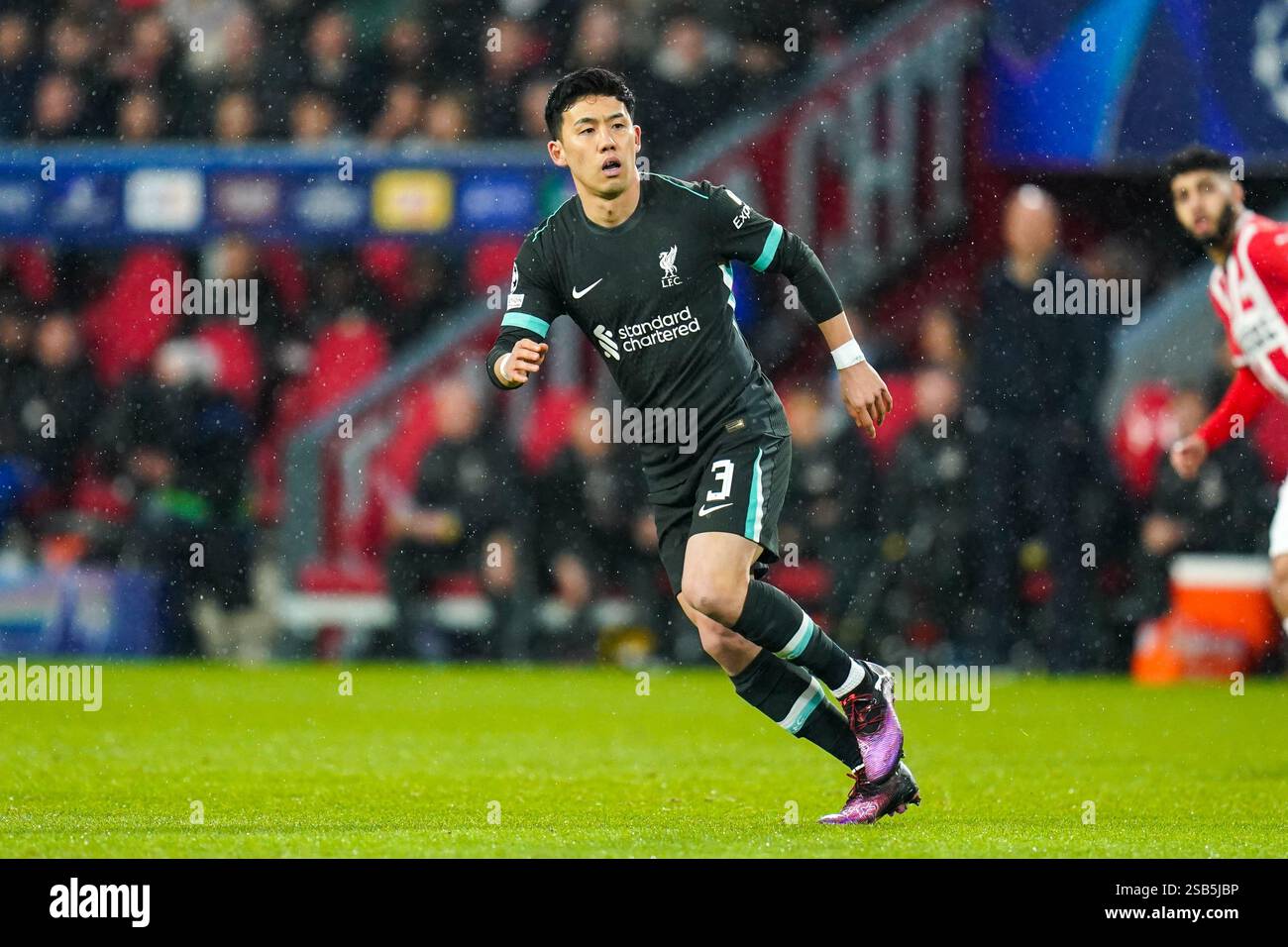 Eindhoven, Netherlands. 29th Jan, 2025. Liverpool FC midfielder Wataru ...