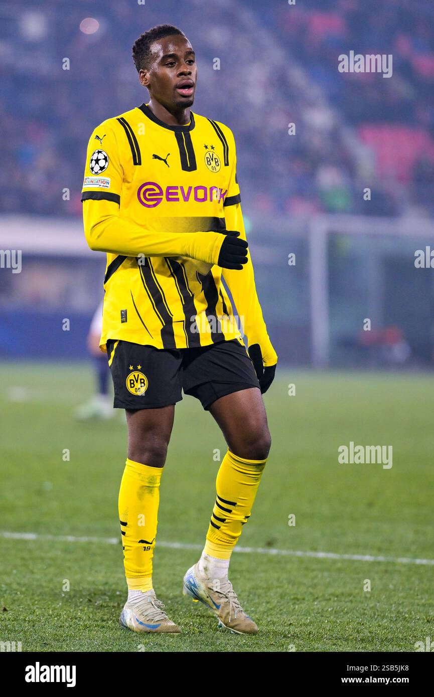Bologna, Italy. 21st Jan, 2025. Borussia Dortmund's Jamie Gittens ...