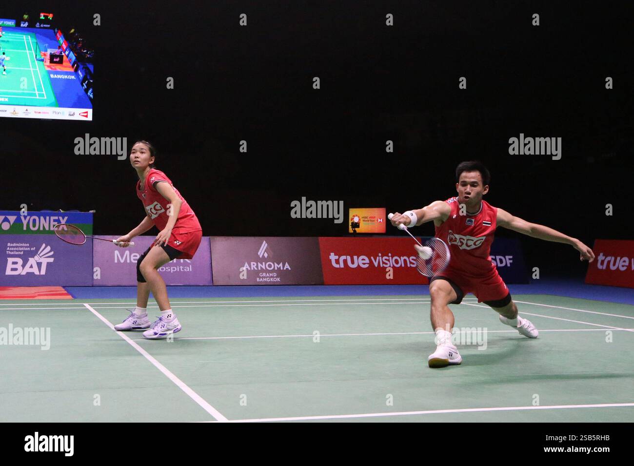 Bangkok, Thailand. 1st Feb, 2025. Dechapol Puavaranukroh (R)/Supissara ...