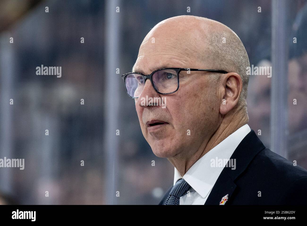 Don Jackson (Chef-Trainer, EHC Red Bull Muenchen) / Portrait / Portraet ...