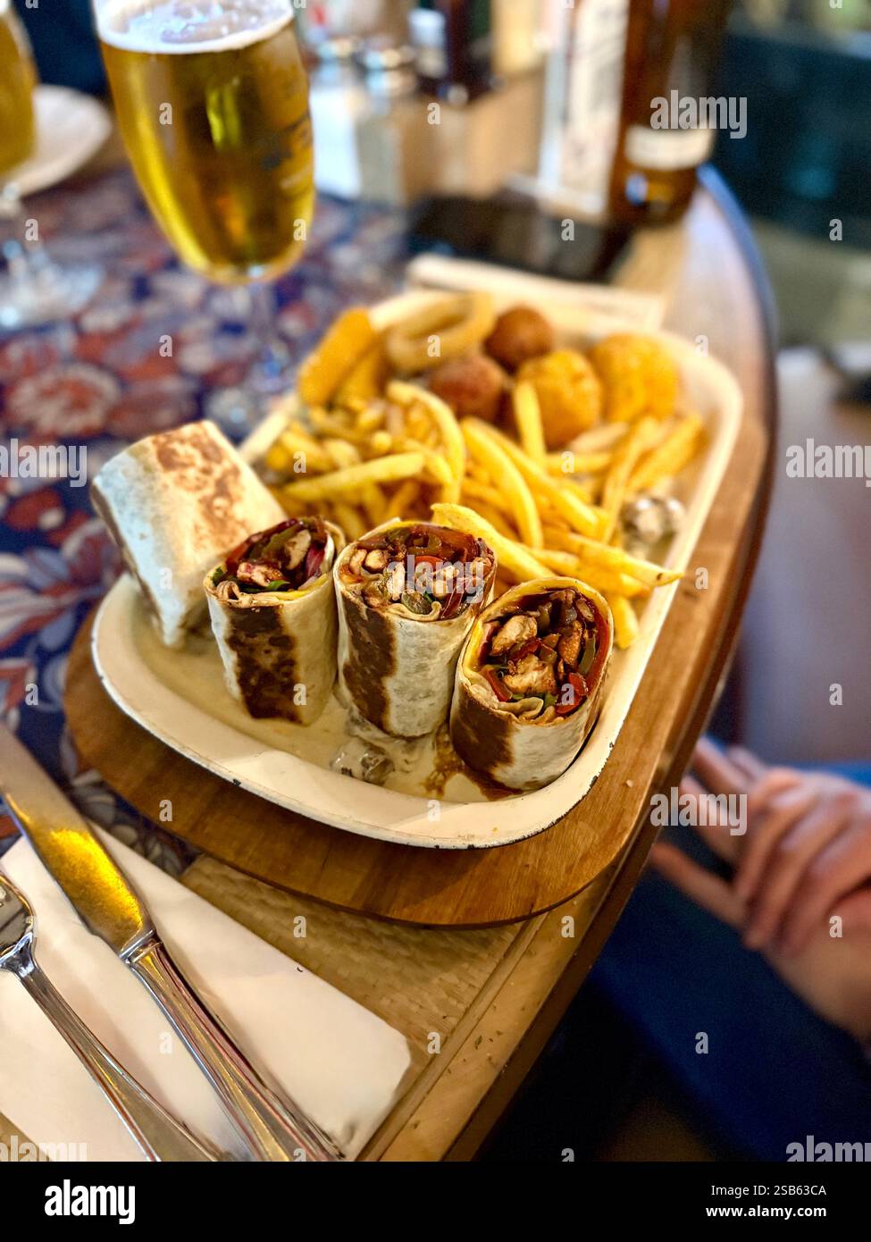 Beer and snacks set hi-res stock photography and images - Alamy