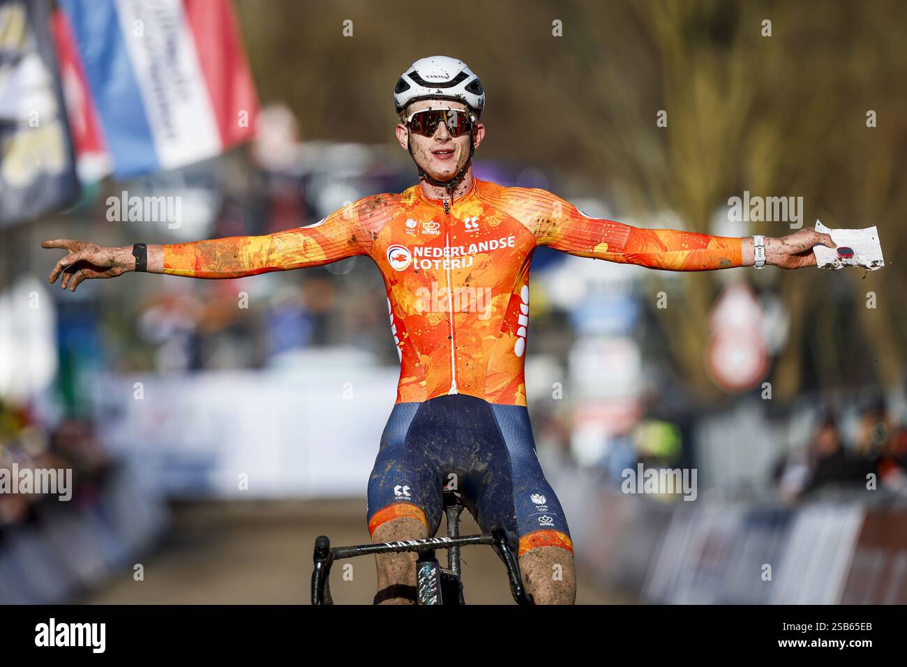LIEVIN, FRANCE - Tibor Del Grosso (Netherlands) crosses the finish line ...
