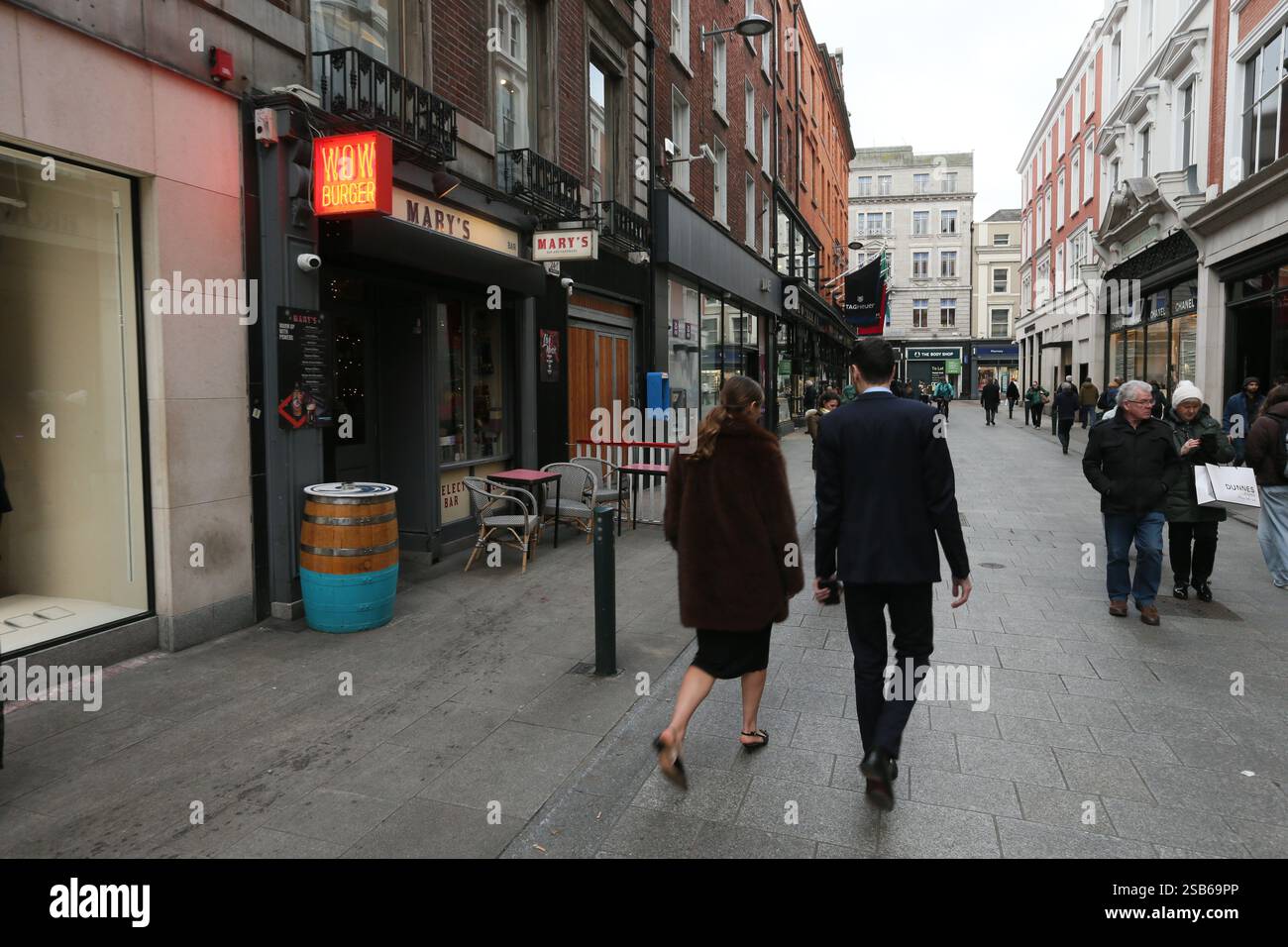Dublin, Ireland - 22nd January 2025 - People walk past Mary's Bar and ...