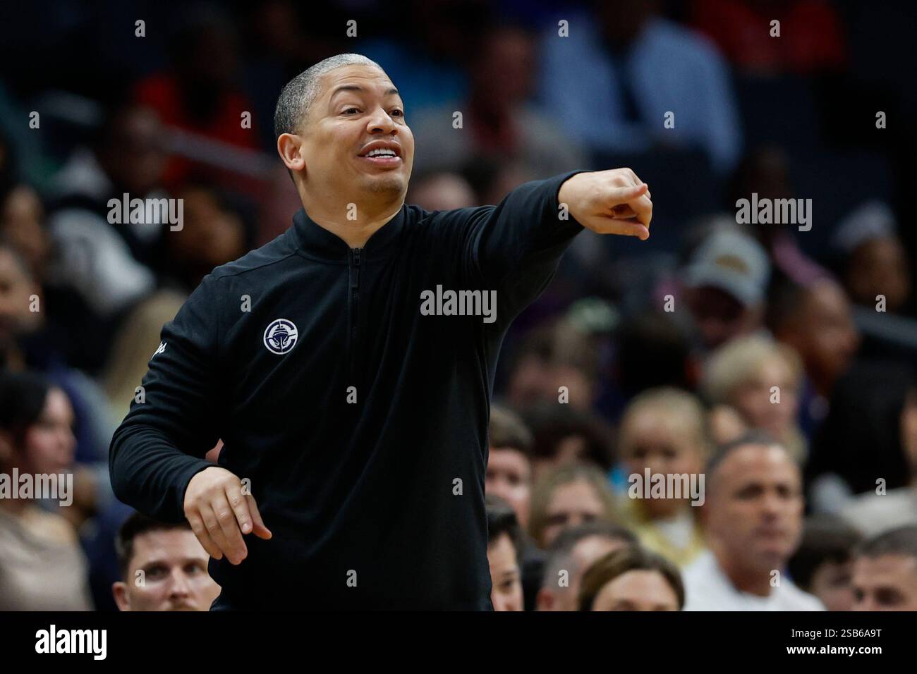 Los Angeles Clippers head coach Tyronn Lue directs his team against the ...