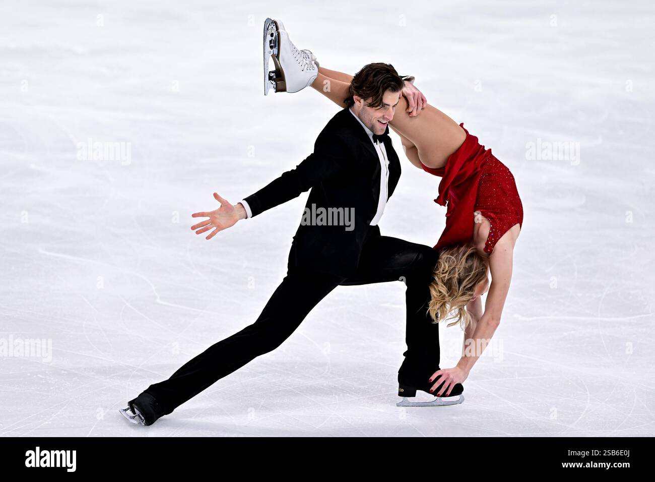 Phebe BEKKER & James HERNANDEZ (GBR), during Ice Dance Free Dance, at ...
