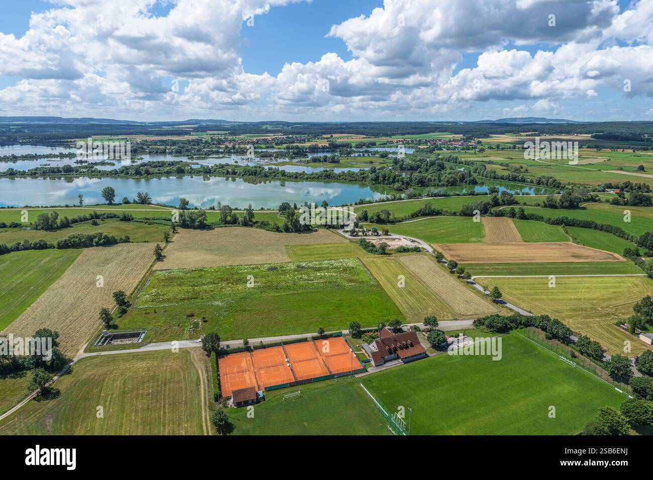 A bird's eye view of the region around the municipality of Muhr am See ...