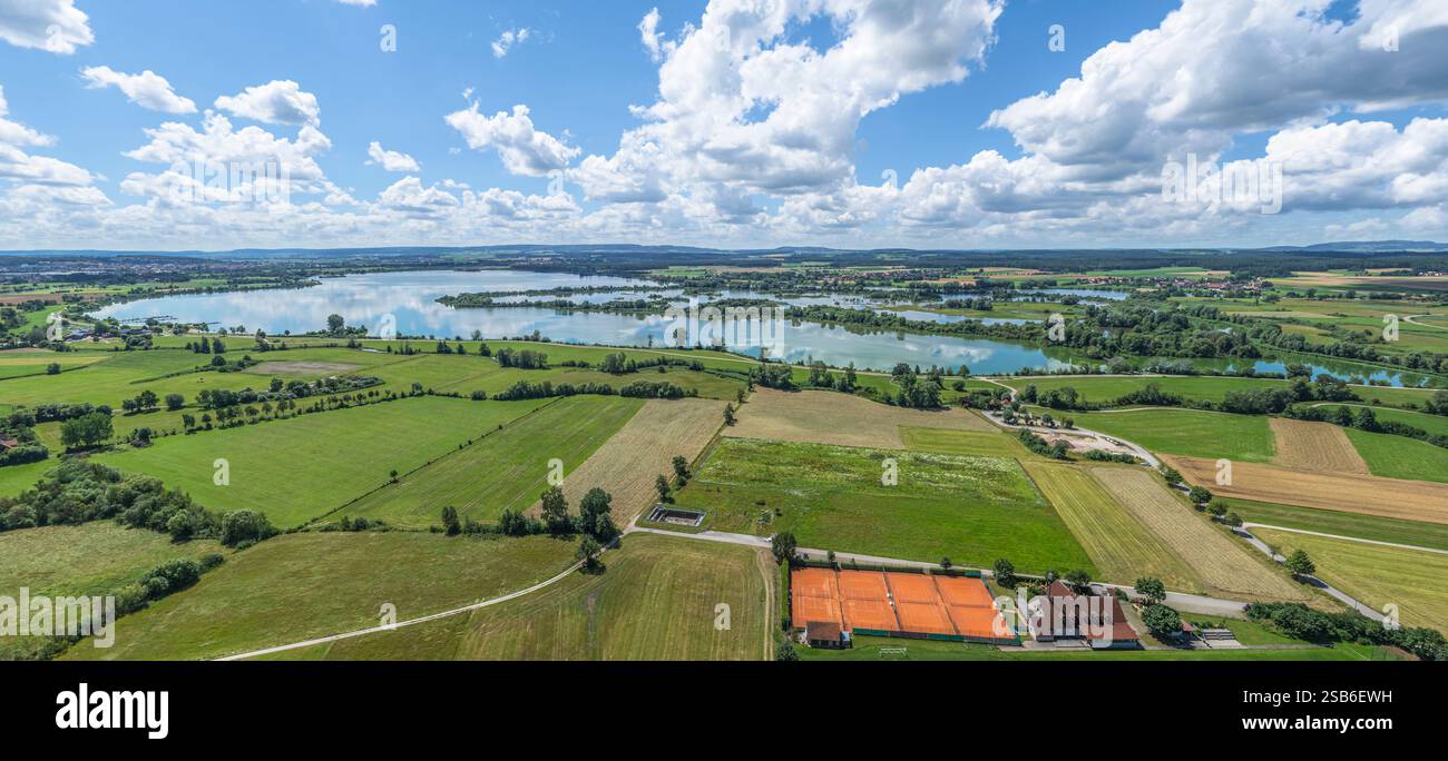 A bird's eye view of the region around the municipality of Muhr am See ...
