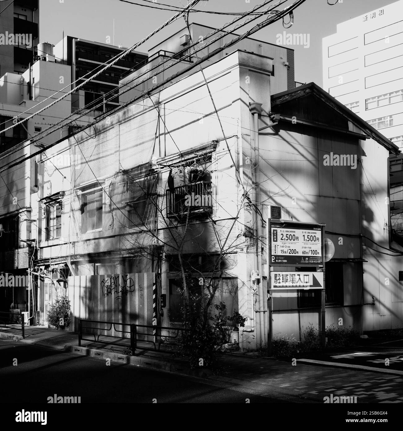 Residential layers Black and White Stock Photos & Images - Alamy