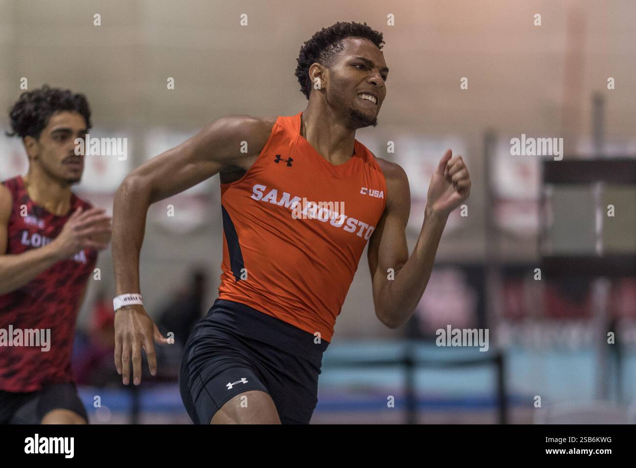 Houston, Texas, USA. 31st Jan, 2025. Sam Houston Bearkats runner Caleb ...