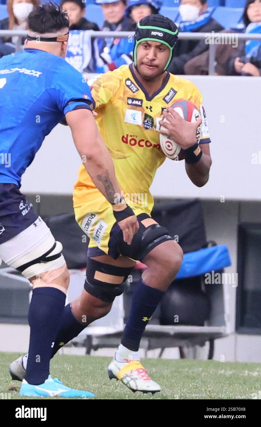 Kumagaya, Japan. 1st Feb, 2025. Urayasu D-Rocks flanker Zephaniah ...