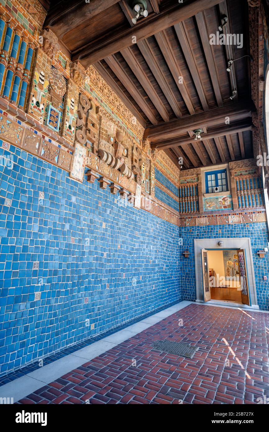 Art Museum Of The Americas Maya Courtyard Washington DC // WASHINGTON ...