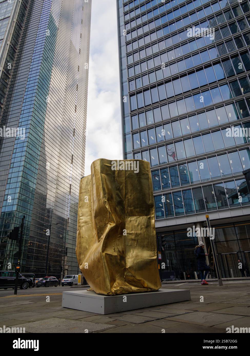 "Temple" by Richard Mackness: A striking golden sculpture in Central ...