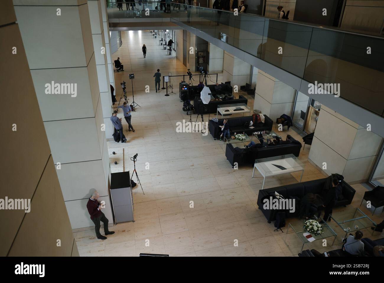 Deutschland, Berlin, Reichstag, 31. Januar 2025 211. Sitzung ...