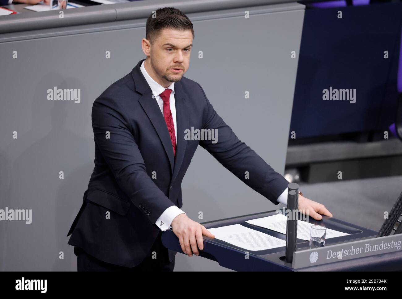Hannes Gnauck, AfD , Deutschland, Berlin, Reichstag, 31. Januar 2025 ...