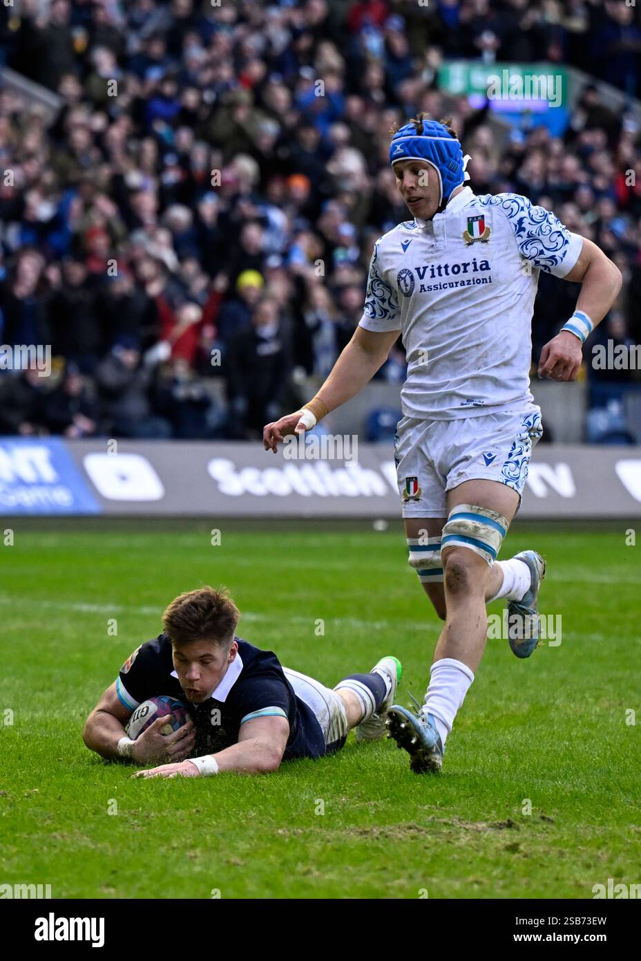 Edinburgh, UK. 1st Feb, 2025. Huw Jones of Scotland scores his 2nd try ...