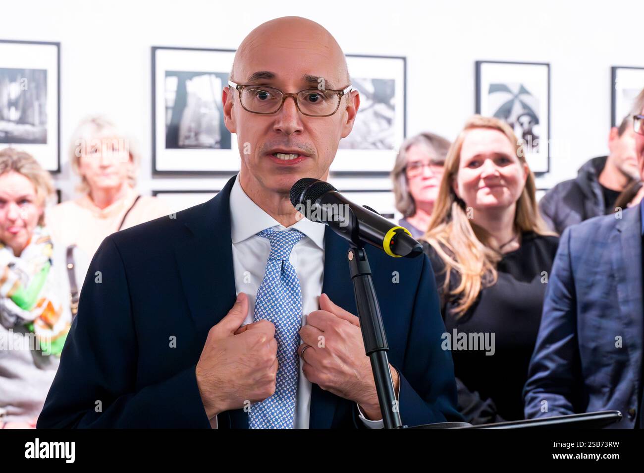 Muenchen, Vernissasge, Ausstellung im Amerika Haus von der Fotografin ...