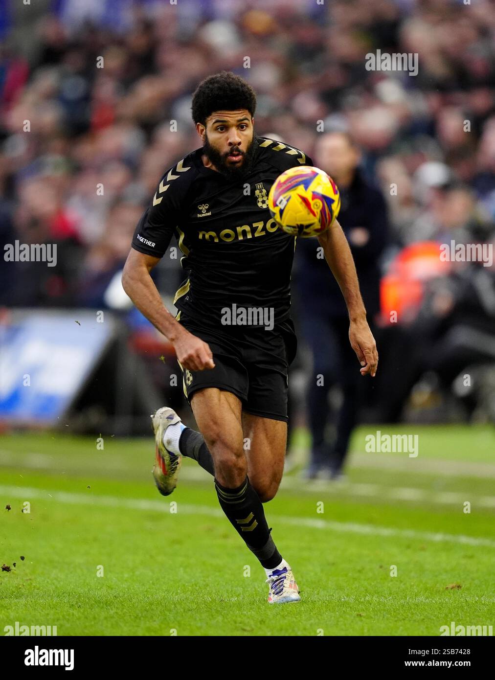 Coventry City's Ellis Simms during the Sky Bet Championship match at ...