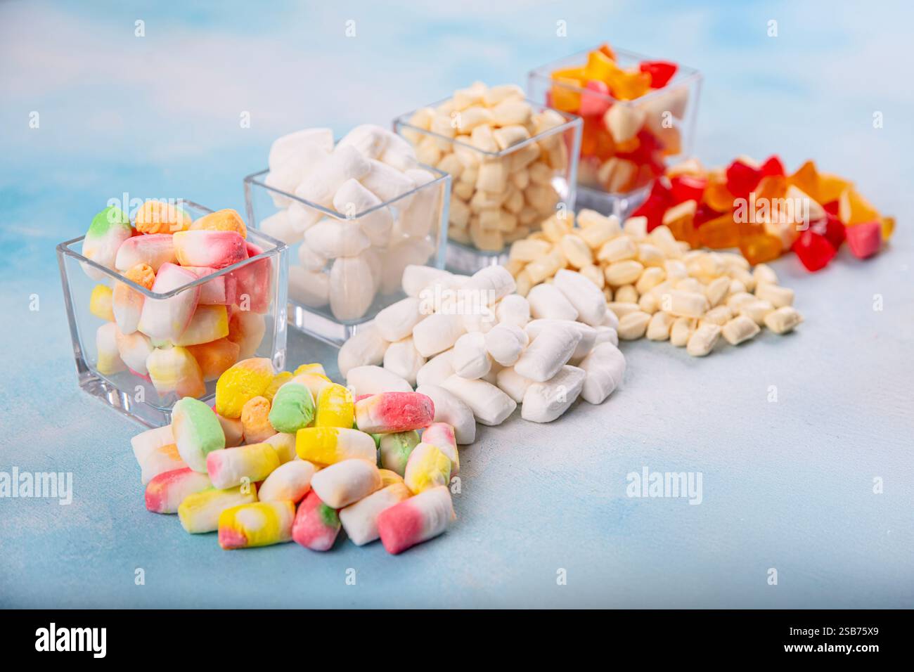 Turkiye Konya Mevlana Confectionery, Traditional Turkish Ramadan ...