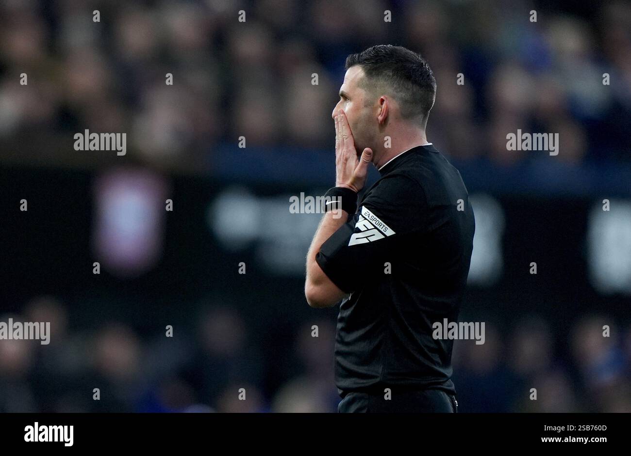 Referee Michael Oliver during the Premier League match at Portman Road ...
