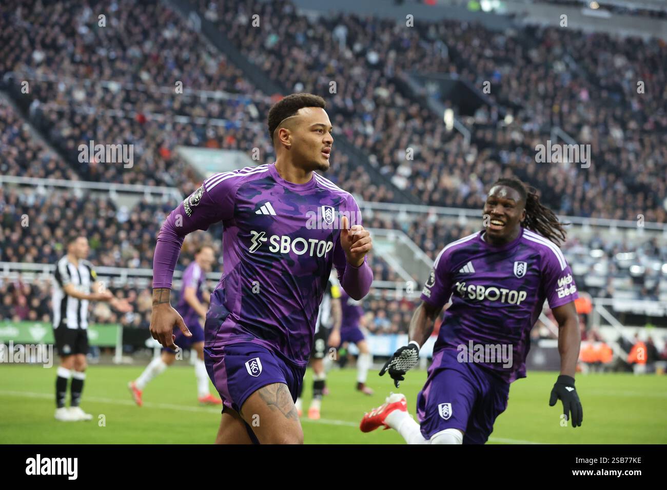 Newcastle Upon Tyne, UK. 1st Feb, 2025. Rodrigo Muniz of Fulham ...