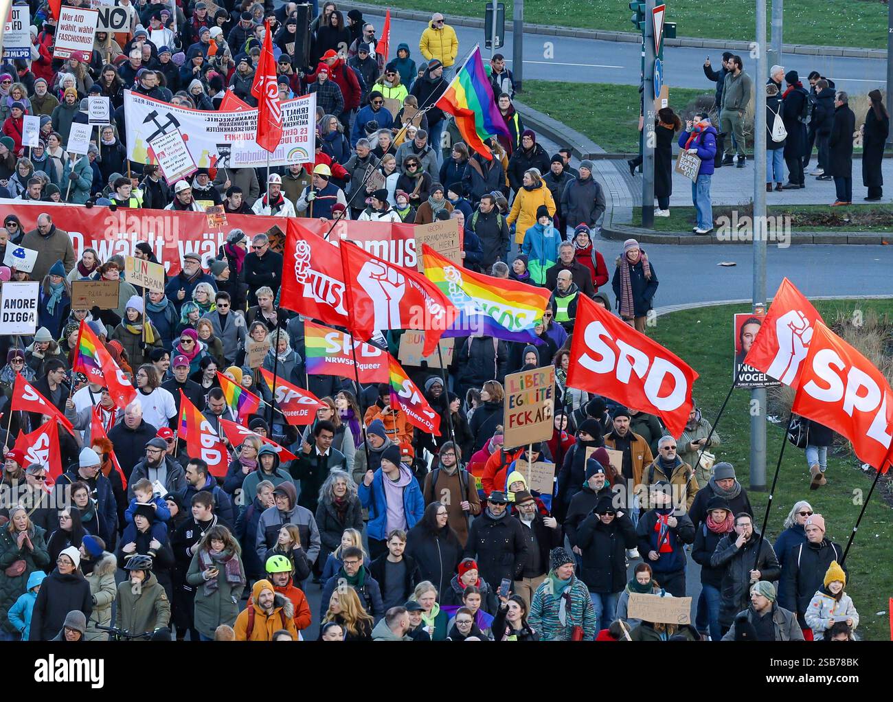 Essen, Nordrhein-Westfalen, Deutschland - Demonstration gegen Rechts in ...