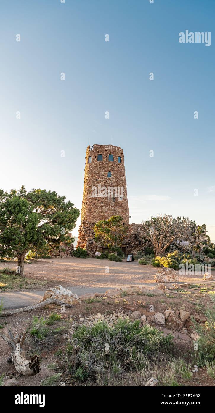 Desert View Watchtower on the South Rim of the Grand Canyon, Arizona ...
