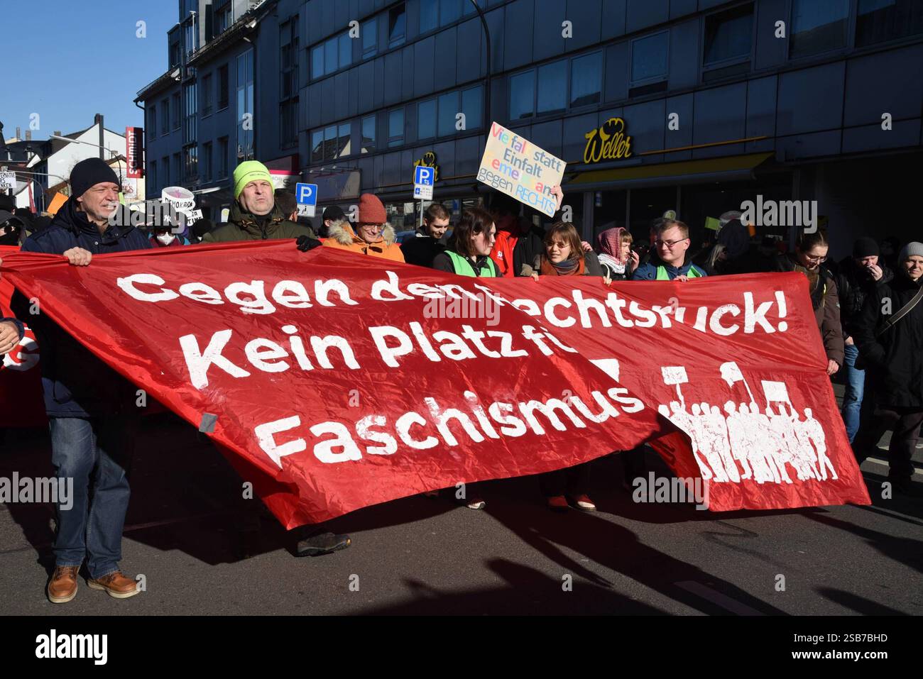 01.02.2025 Neu-Isenburg, Demonstration gegen AFD-Veranstaltung in Neu ...