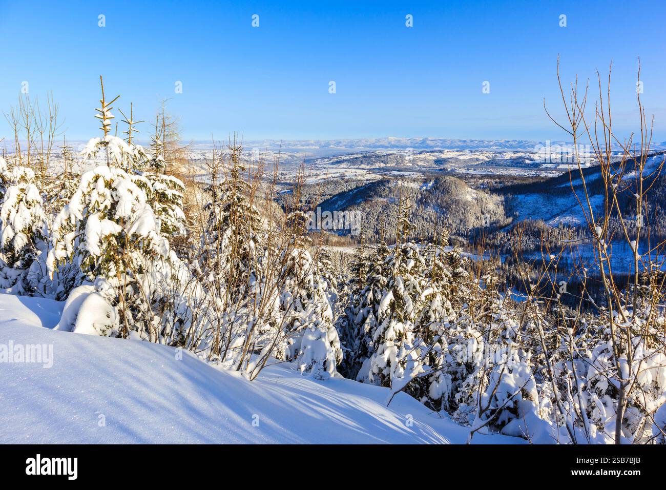 Beautiful winter landscape of Gasienicowa valley after fresh snowfall ...