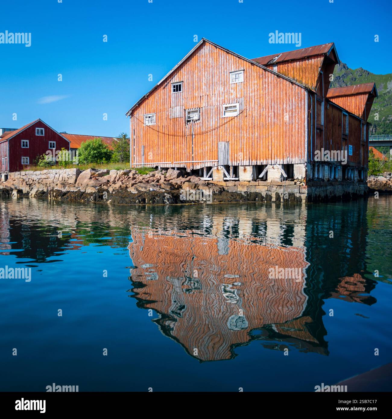 Lofoton hi-res stock photography and images - Alamy
