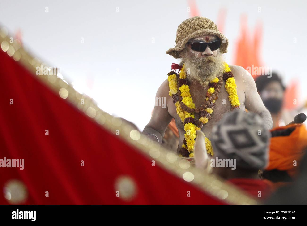 Holymen and others take holy dip on the occasion of Makar Sankranti ...