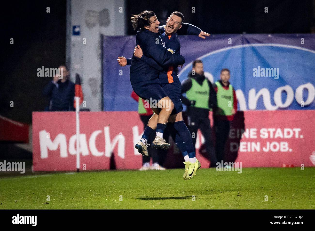 Torjubel, Spiel gedreht: 1:2 durch Maximilian Wolfram (TSV 1860 M?nchen, 30) ; K?ln, 01.02.2025 ...