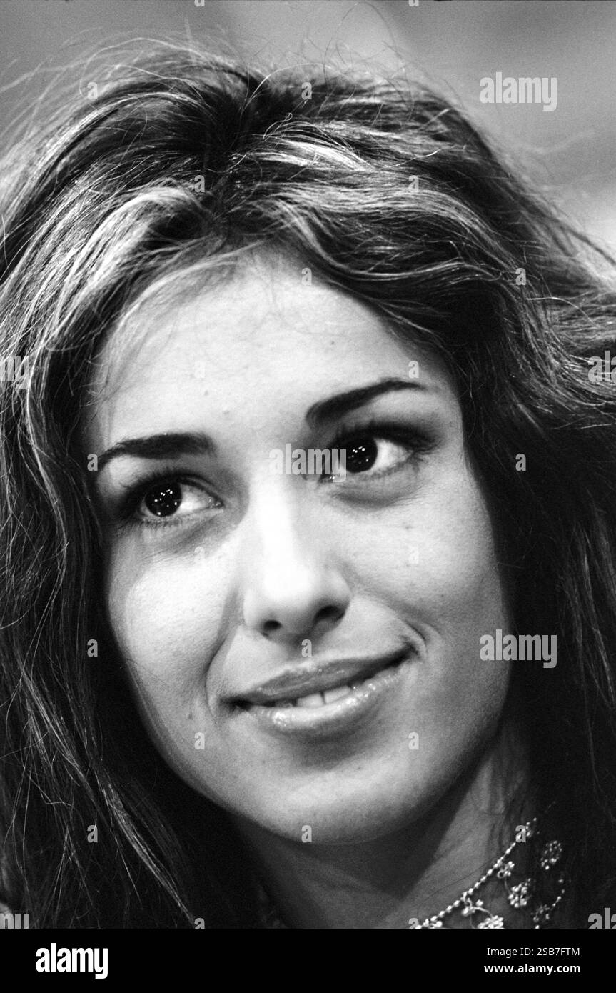 Milan Italy 08/04/1998:Syria,Italian singer, during the television show ...