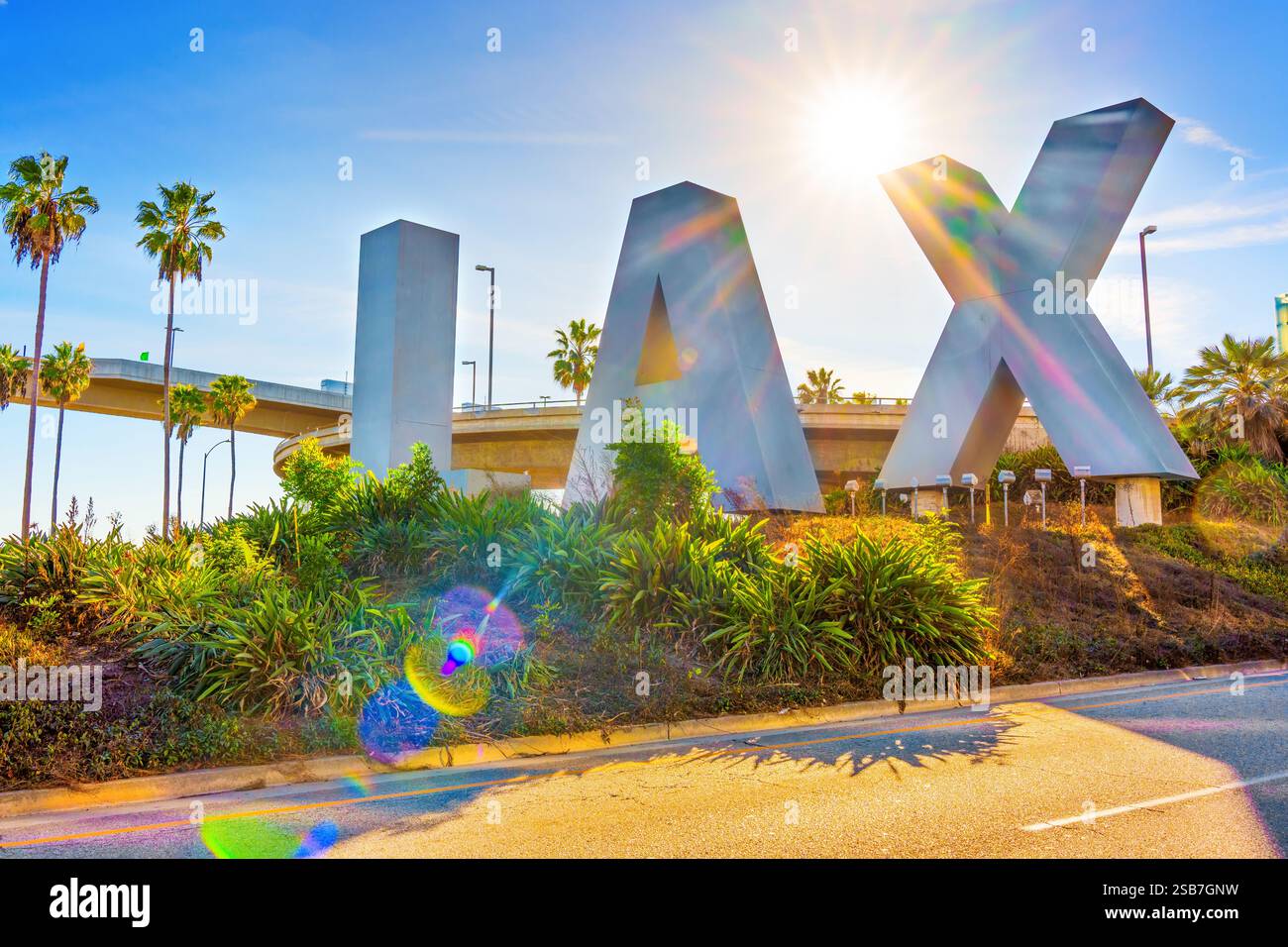 Los Angeles, California - January 6, 2025: Vibrant view of the iconic ...