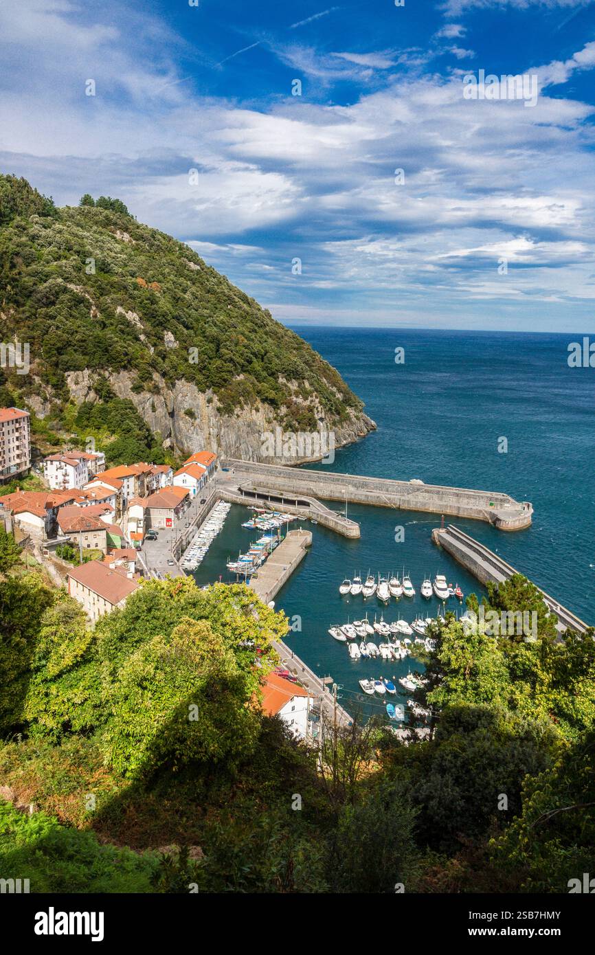 Fishing port, Elantxobe, Vizcaya, Euzkadi, Spain Stock Photo - Alamy