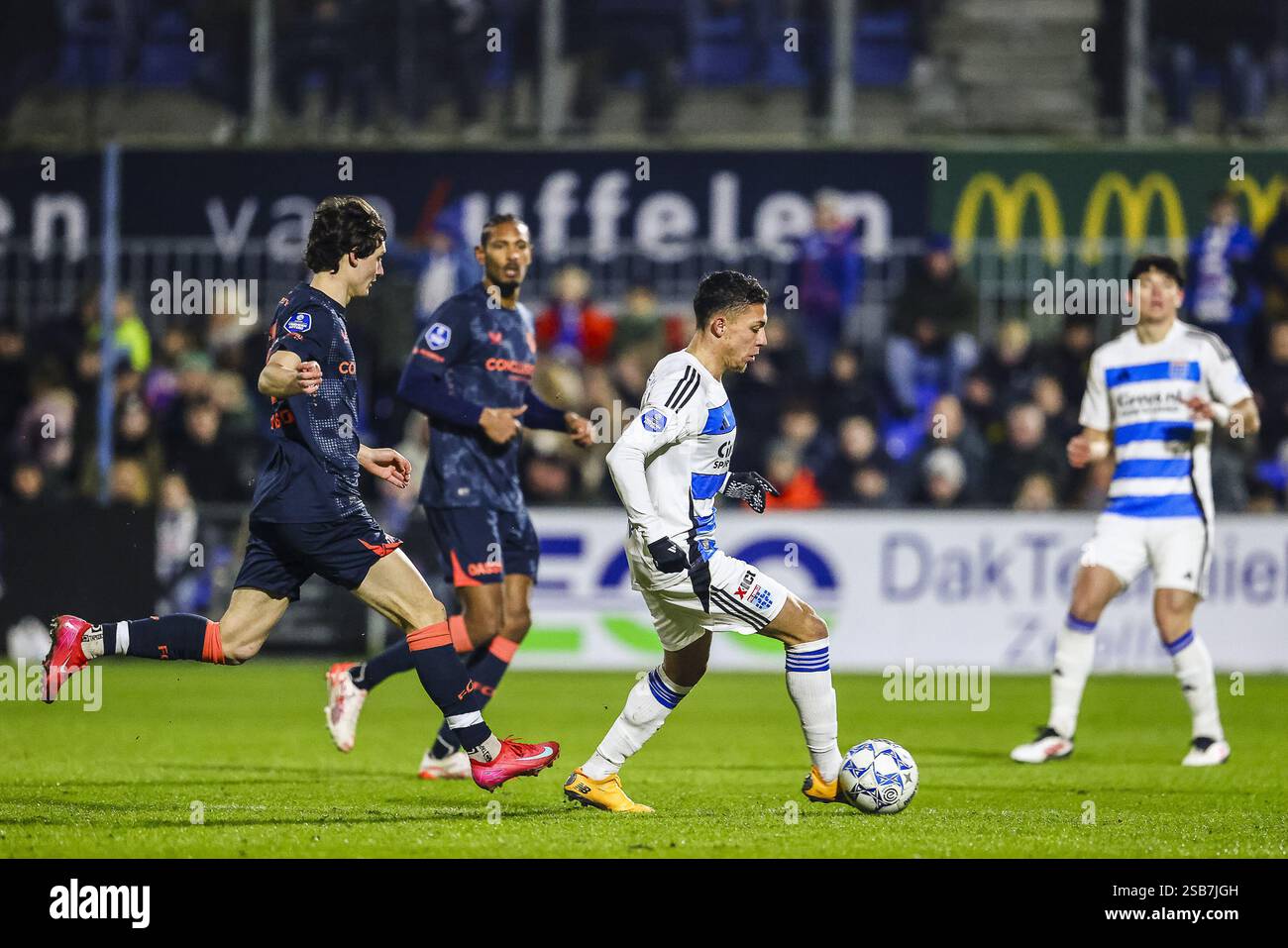 Zwolle, Netherlands. 01st Feb, 2025. ZWOLLE, 01-02-2025, MAC3PARK ...