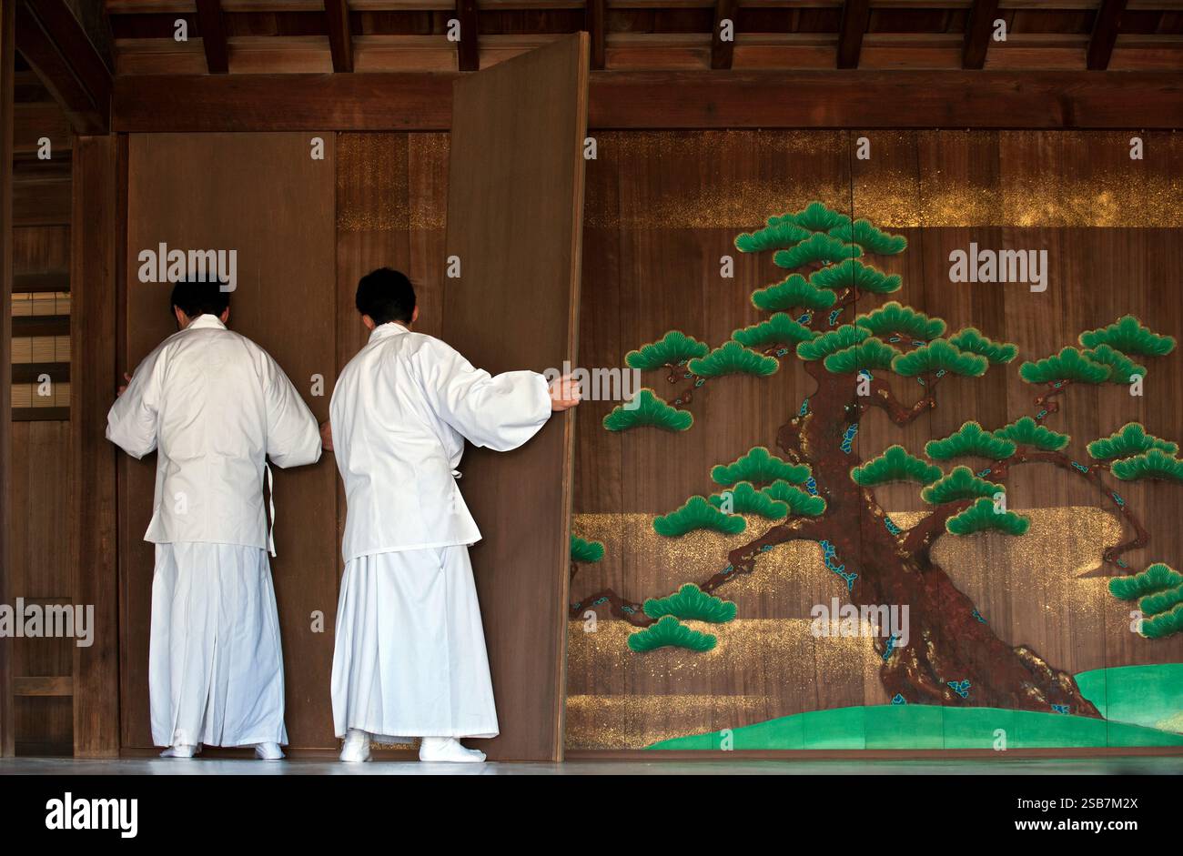 Pine tree painted on back wall of Noh stage symbolizes longevity ...