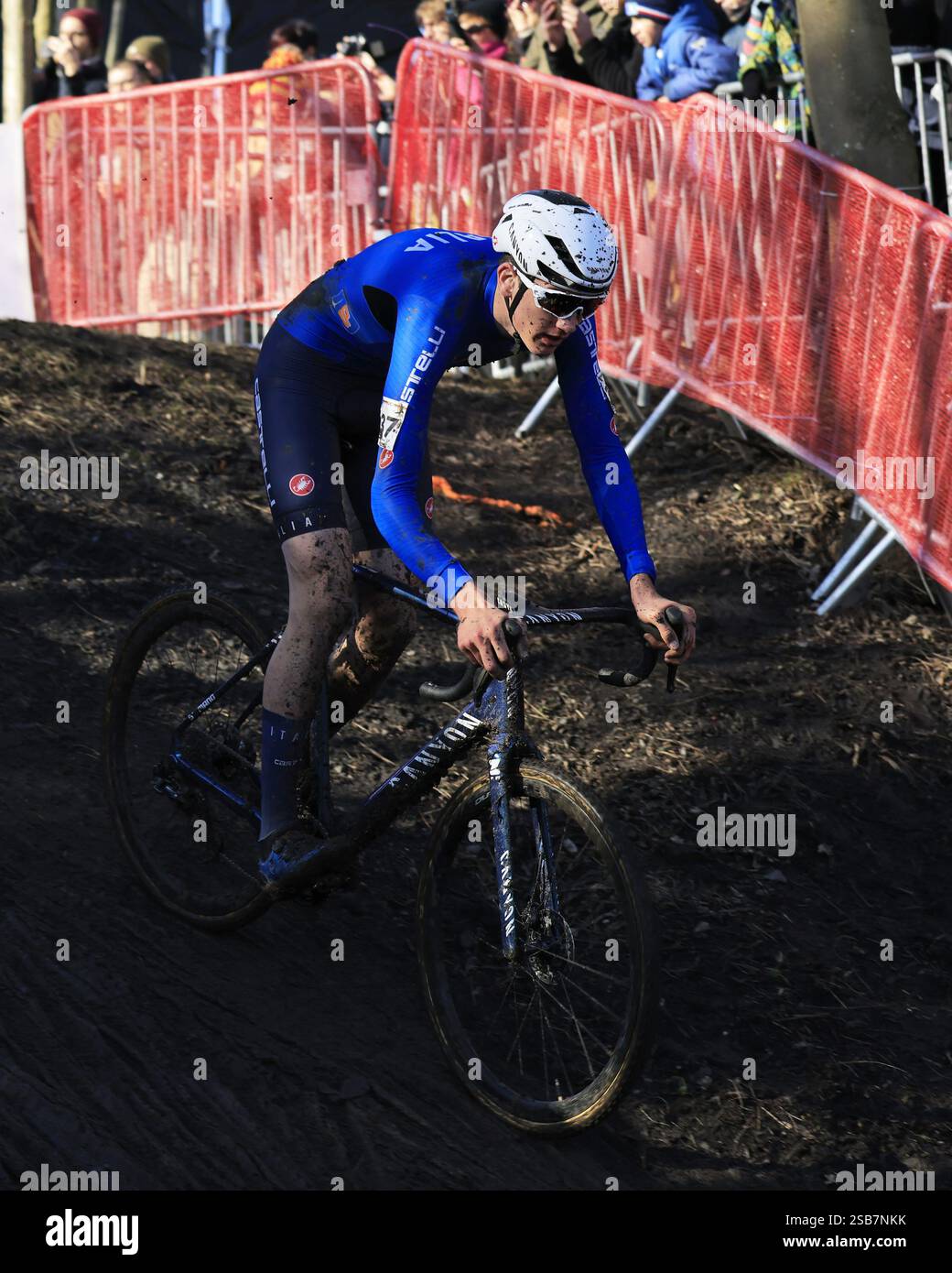 Lievin, France. 01st Feb, 2025. 2025 cyclo-cross world championships ...