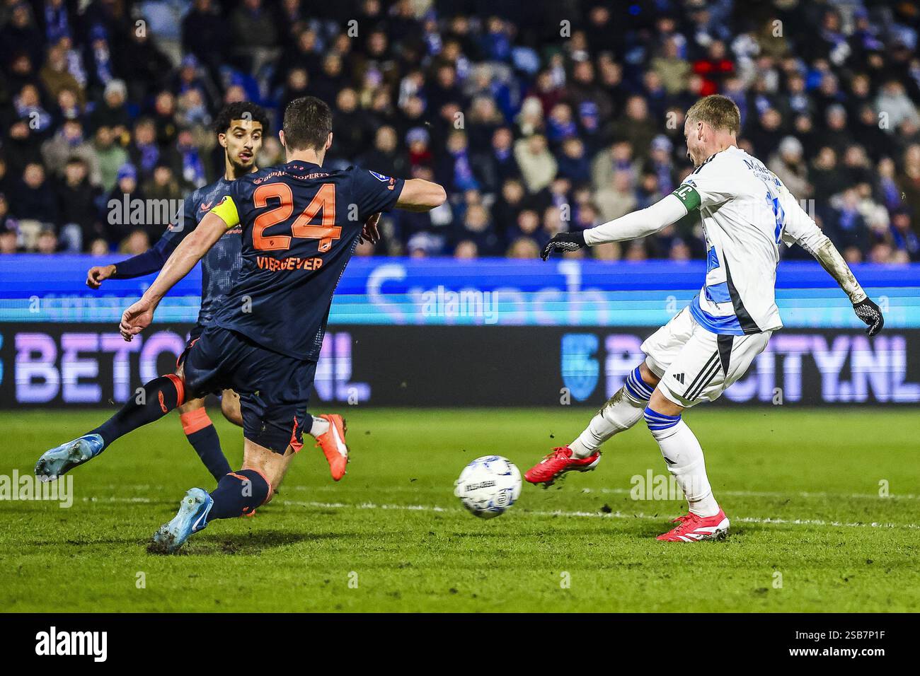 Zwolle, Netherlands. 01st Feb, 2025. ZWOLLE, 01-02-2025, MAC3PARK ...