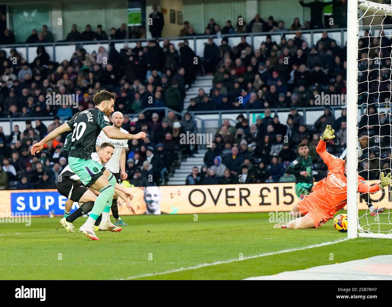 Derby, UK. 1st Feb, 2025. Ben Brereton Díaz of Sheffield United scores ...
