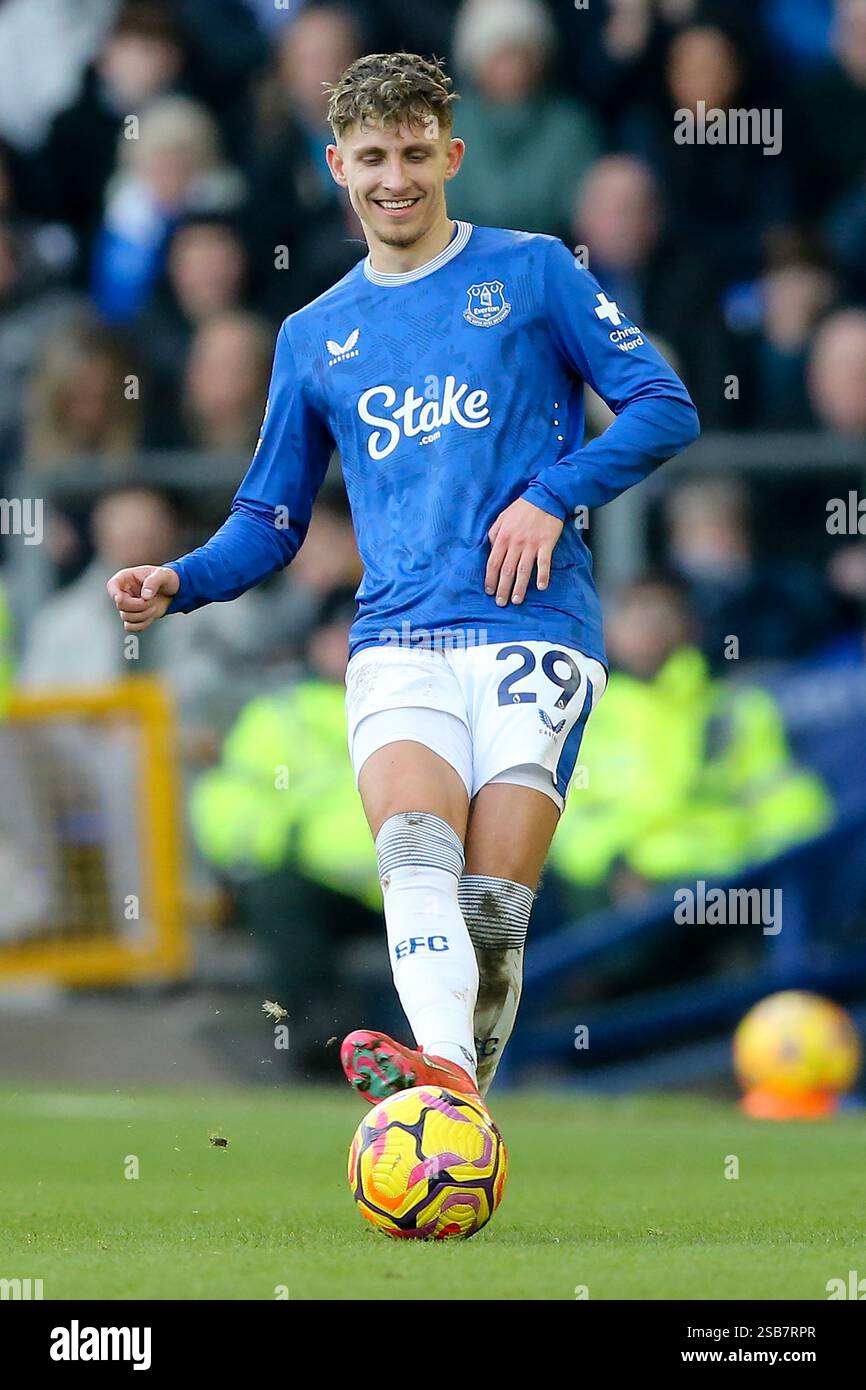 Jesper Lindstrom of Everton in action. Premier League match, Everton v ...