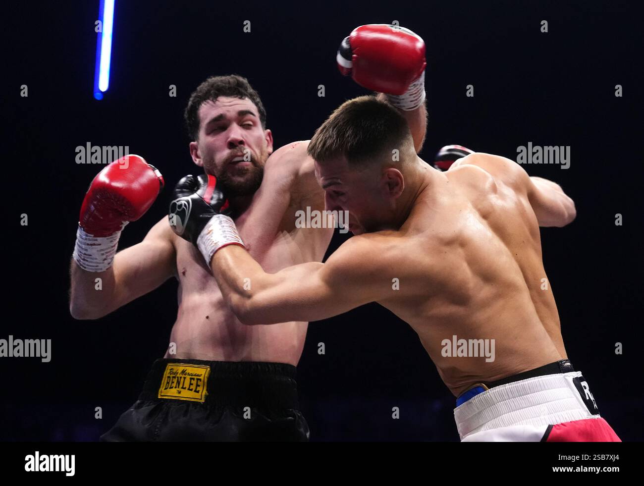 Lucas Roehrig (right) and Milosav Savic in the cruiser weight bout at ...