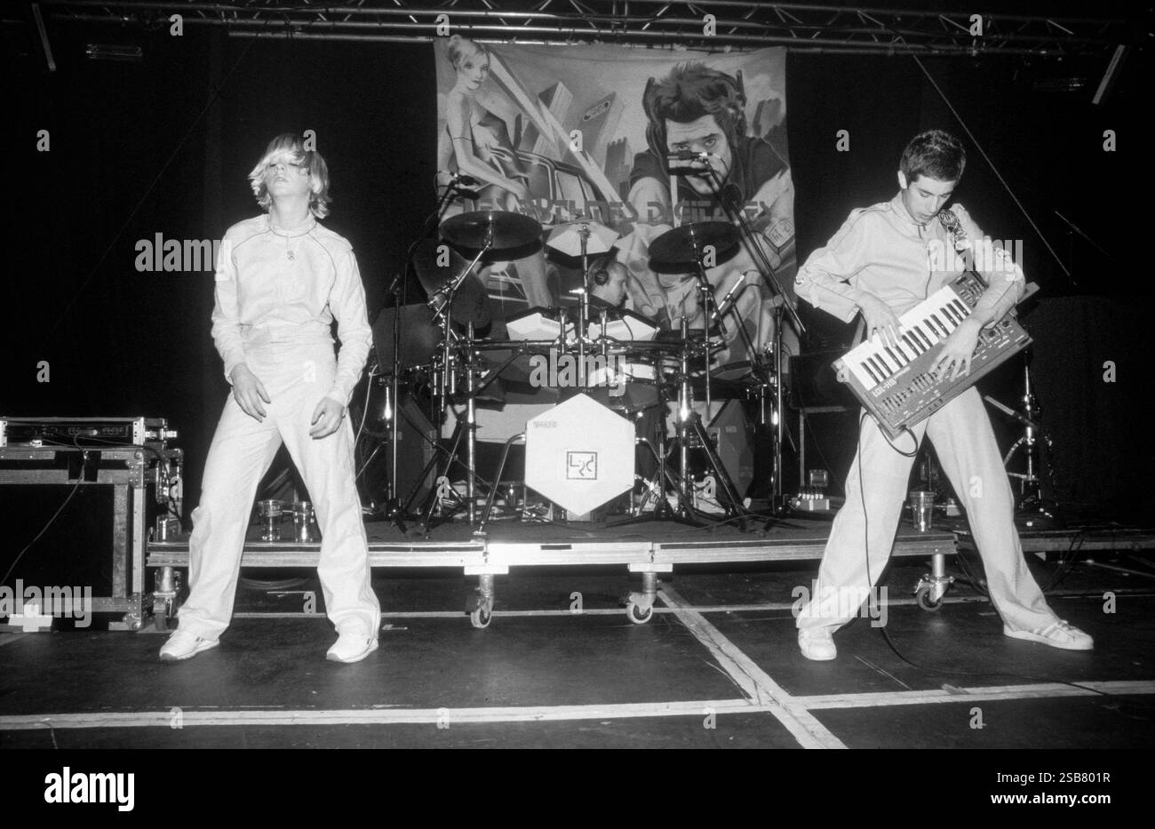 STUART PRICE, LES RYTHMES DIGITALES, READING FESTIVAL, 1998: Les ...