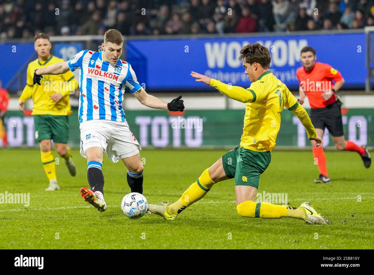 Heerenveen, Netherlands. 01st Feb, 2025. HEERENVEEN, 01-02-2025, Abe ...