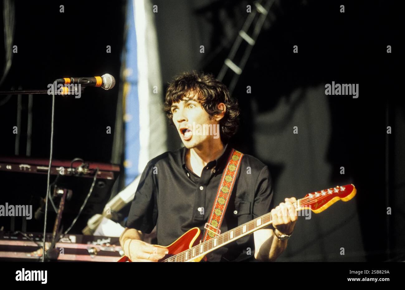 SPACE, READING FESTIVAL, 1999: Tommy Scott from the Liverpool rock band ...