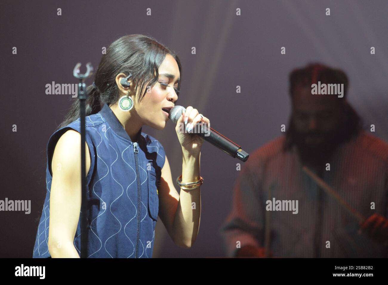 Sunrise, USA. 31st Jan, 2025. Terrain performs in Sunrise, Florida on ...