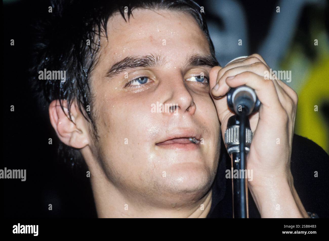 JONATHAN FIRE*EATER, READING FESTIVAL, 1998: Stewart Lupton (March 29 ...