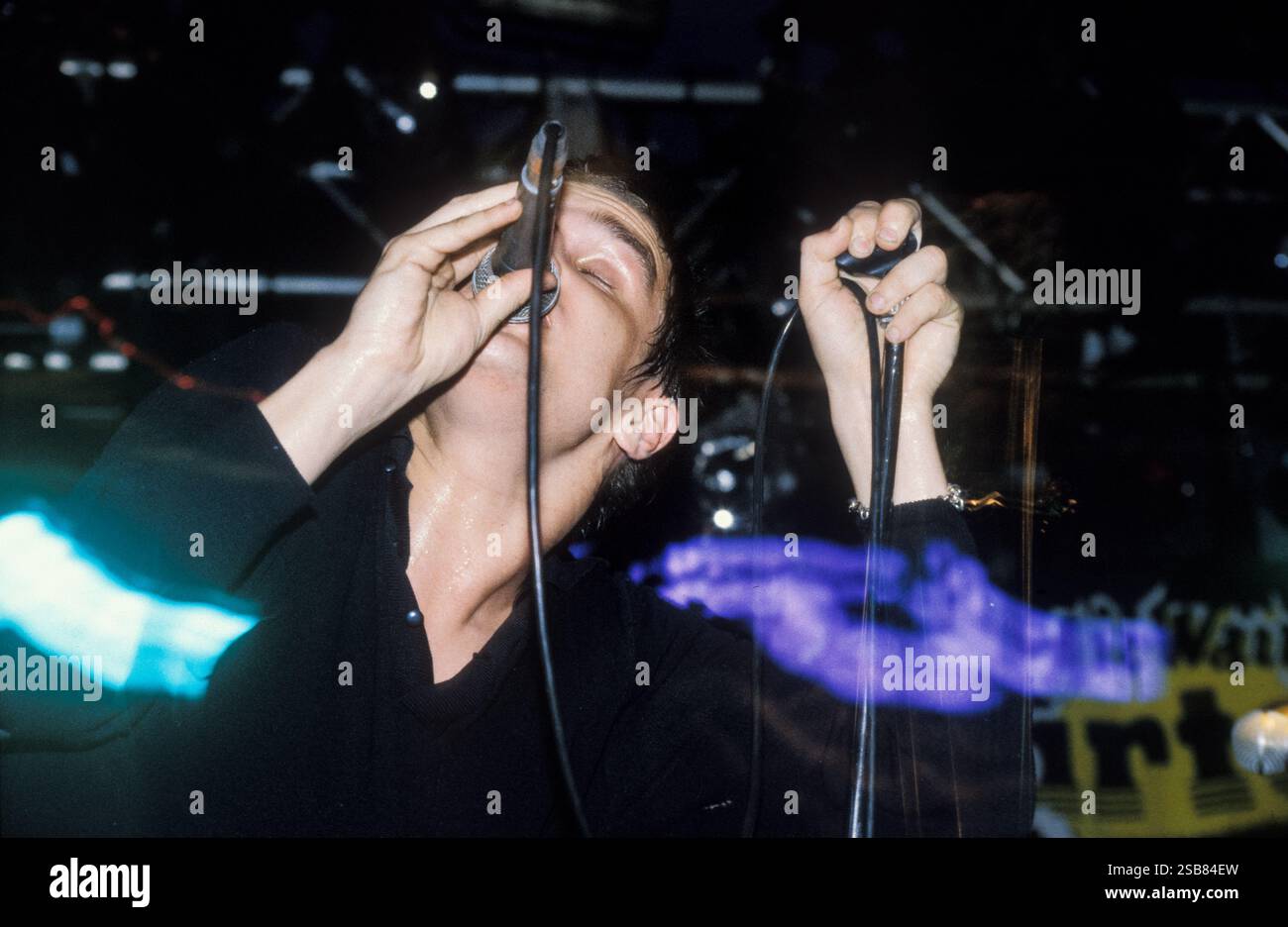 JONATHAN FIRE*EATER, READING FESTIVAL, 1998: Stewart Lupton (March 29 ...